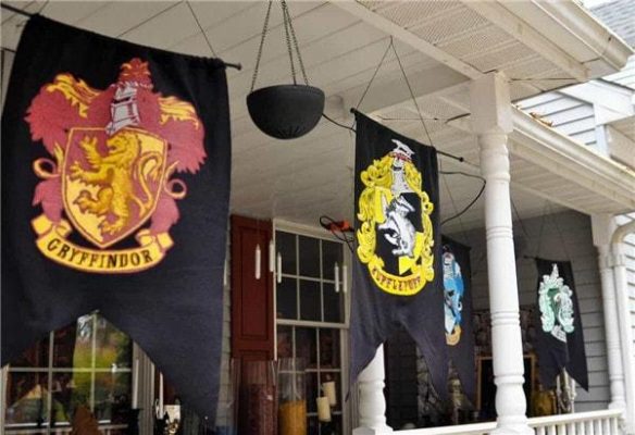 medieval flags,medieval banner designs,custom medieval banner